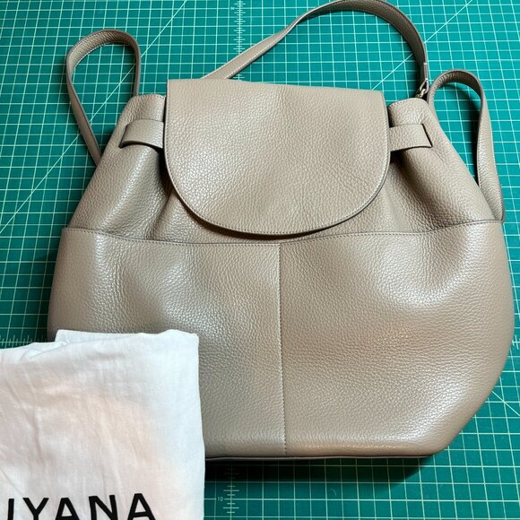 Cuyana | Bags | Cuyana Original Leather Backpack Stone | Poshmark